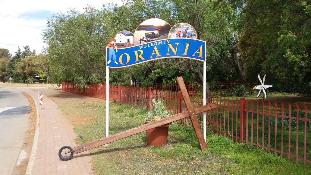 Visiting Orania with the Cross